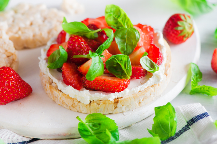 Riskakor med jordgubbar | Arono.se